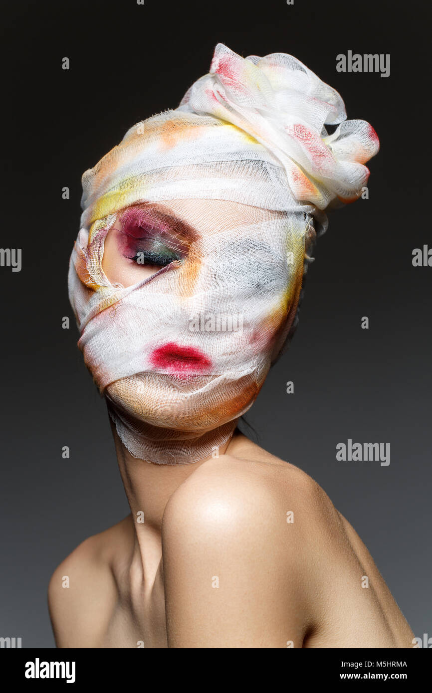 Young fashion model heavy makeup hi-res stock photography and images ...