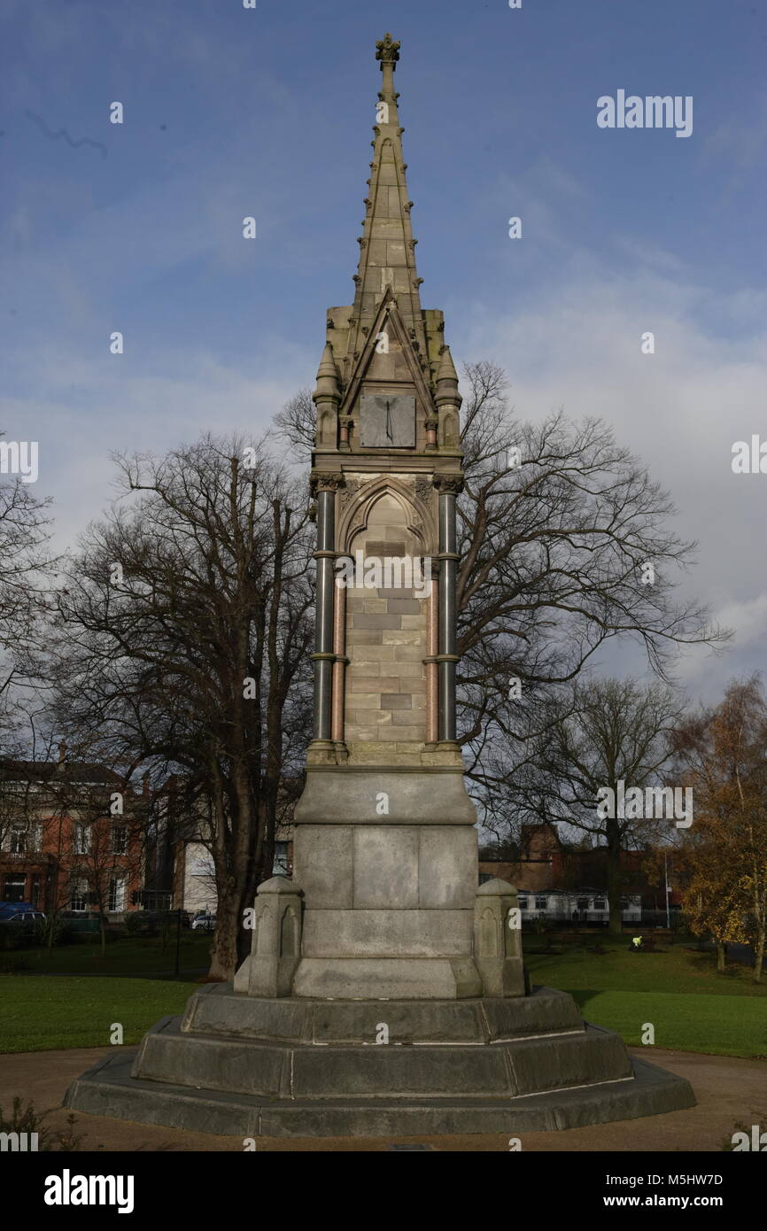 Linen hall street hi-res stock photography and images - Alamy