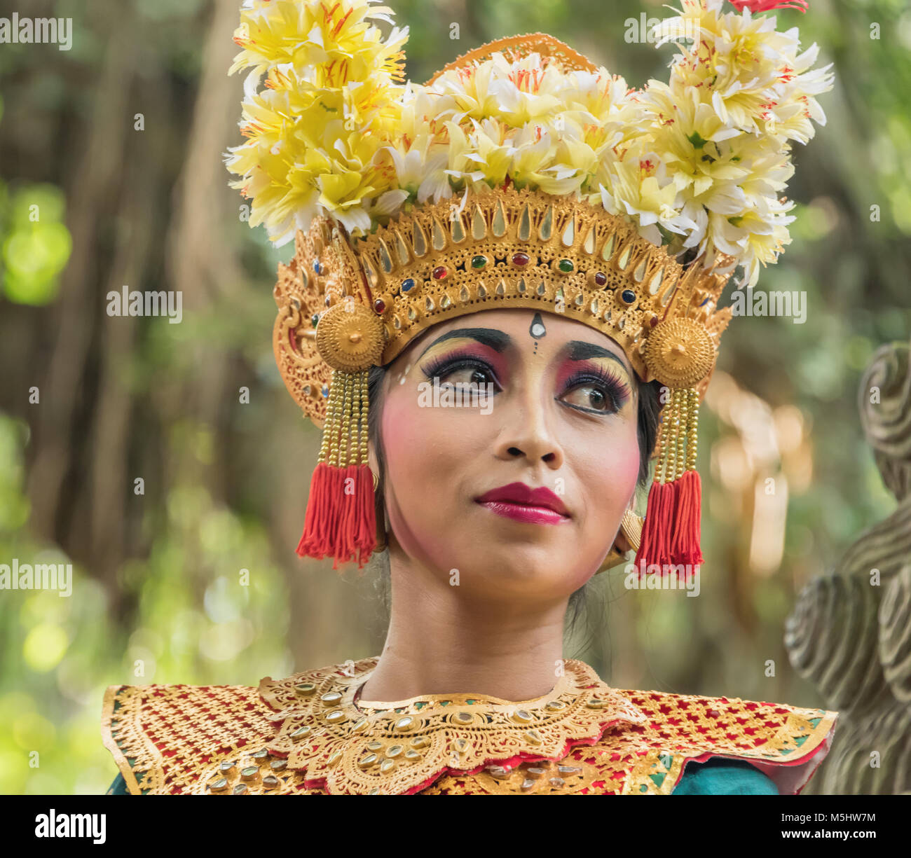 Portrait of a Balinese dancer in traditional attire #2, Dragon Bridge ...