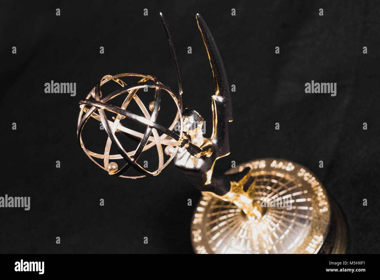 Emmy statue hi-res stock photography and images - Alamy