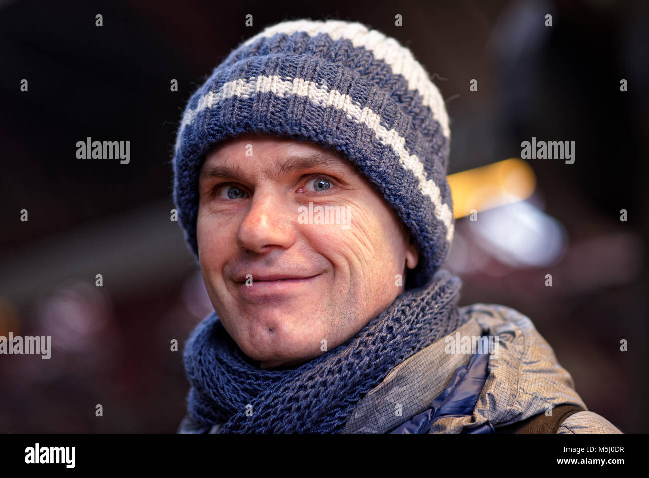 Snood hi-res stock photography and images - Alamy