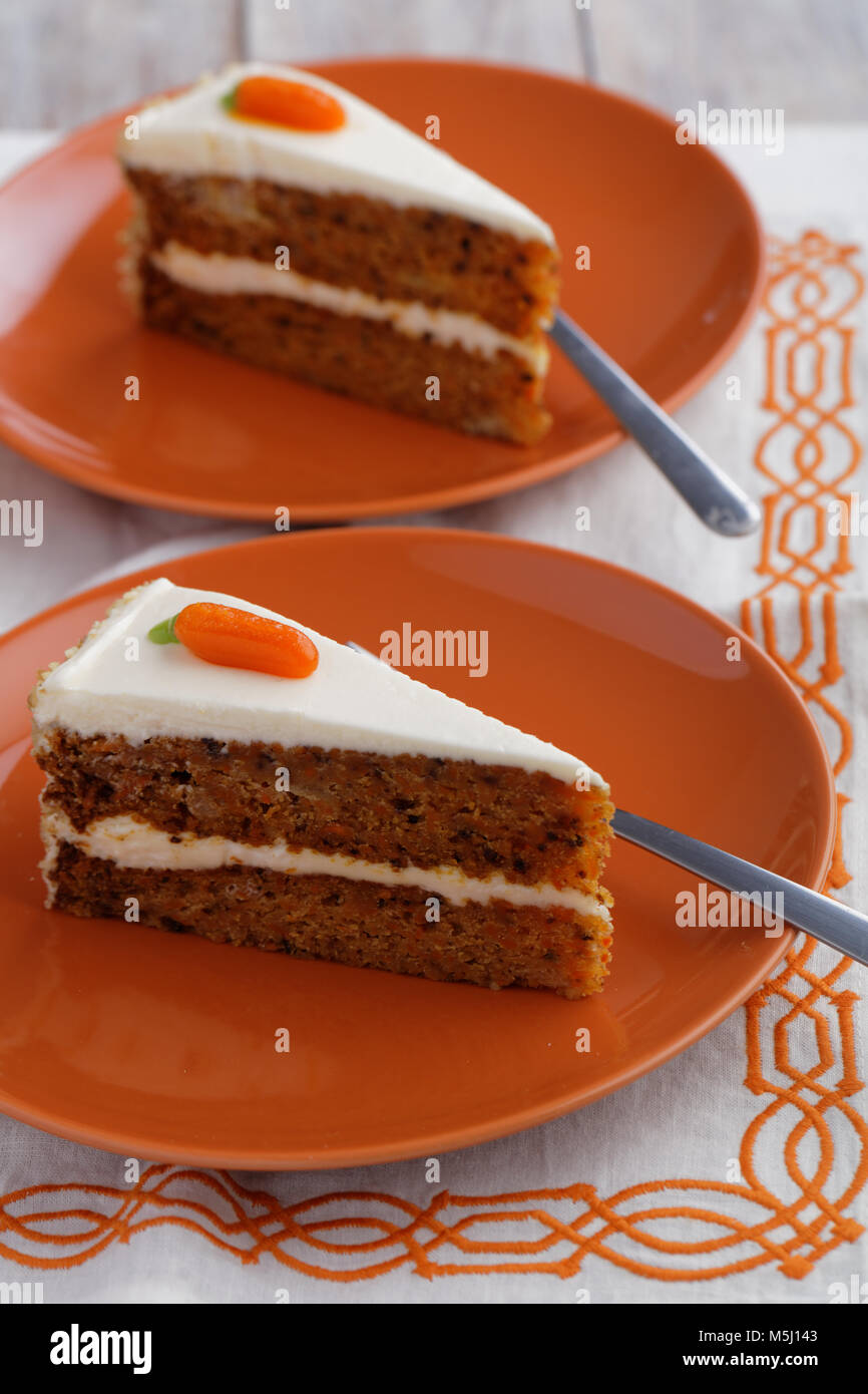 Two slices of carrot cake Stock Photo - Alamy
