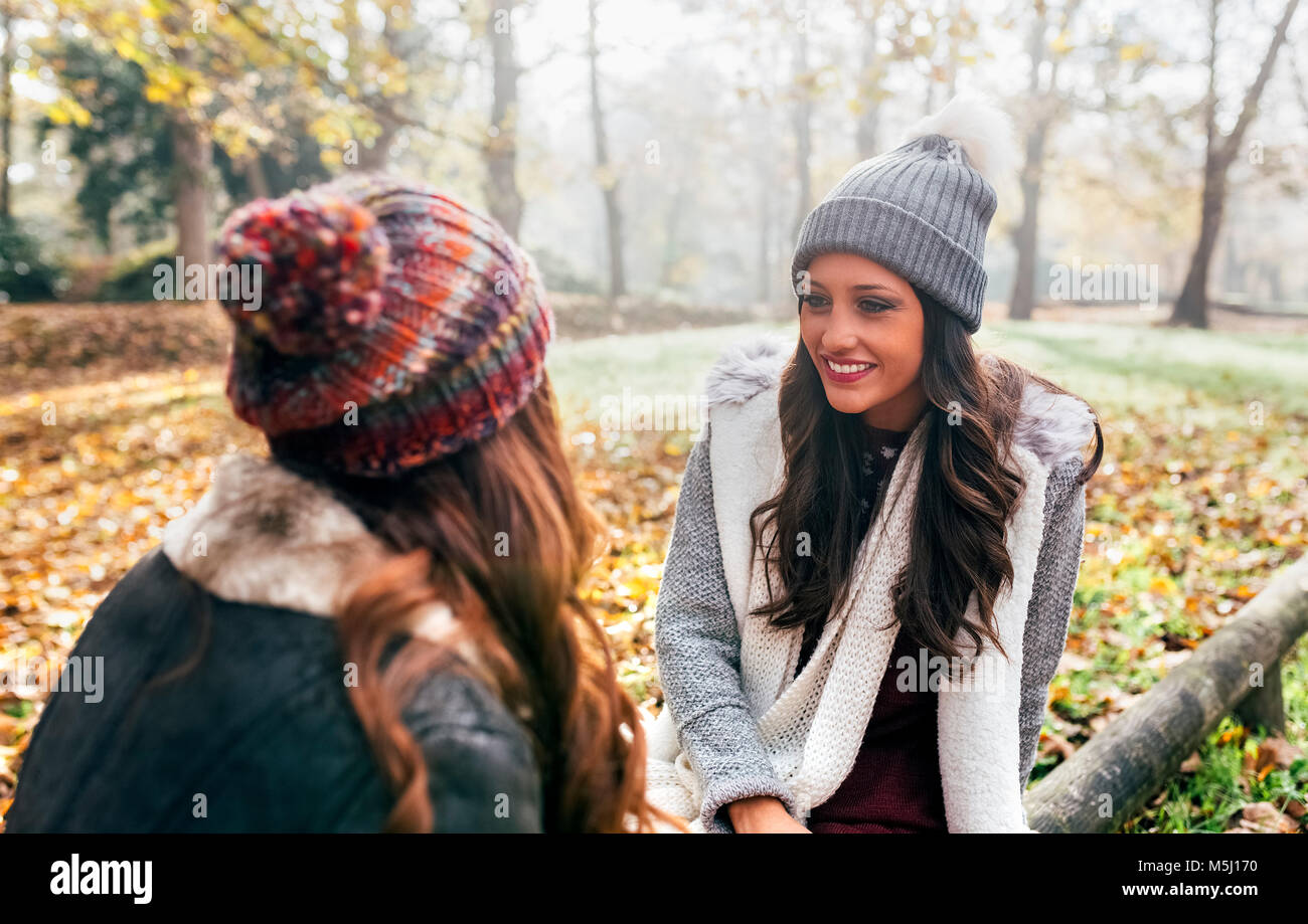 Beautiful women having fun hi-res stock photography and images - Alamy