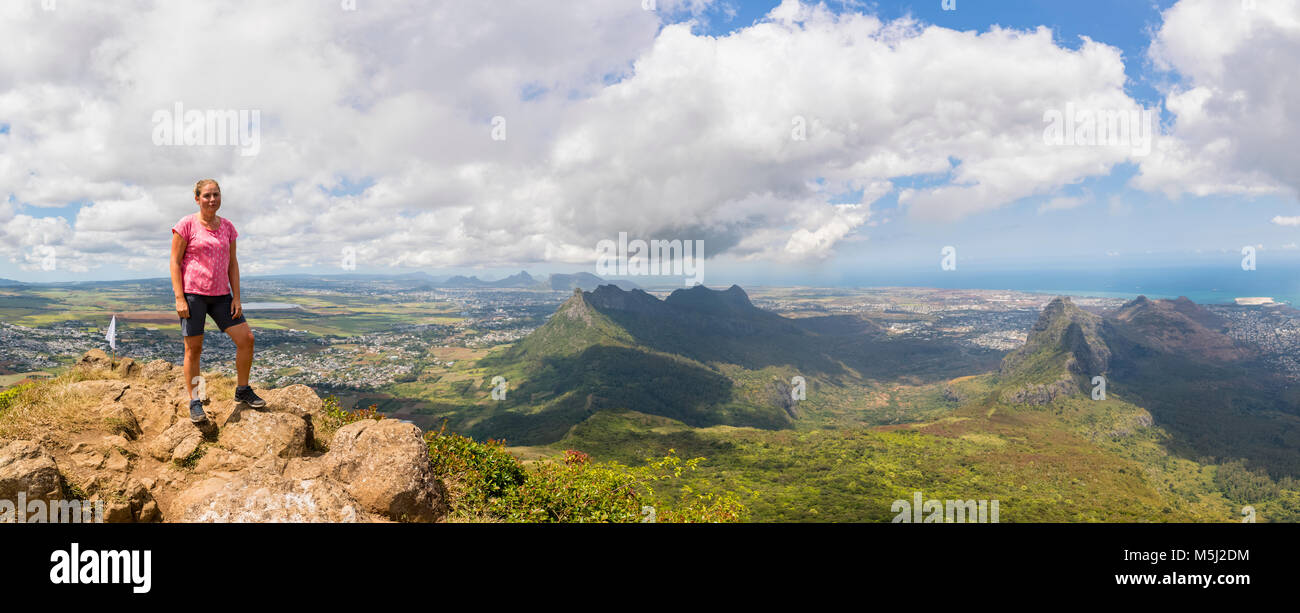 Le pouce mountain hi-res stock photography and images - Alamy