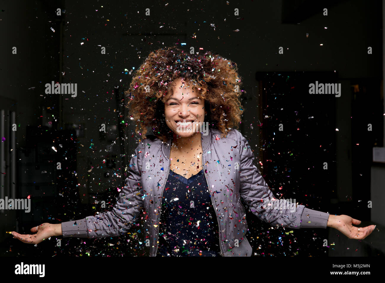 Confetti falling hi-res stock photography and images - Alamy