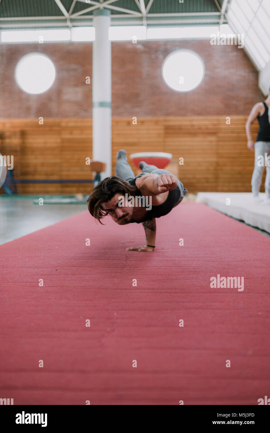 Acrobatic exercise hi-res stock photography and images - Alamy