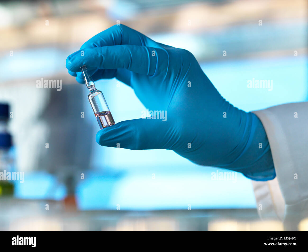 Medication liquid hi-res stock photography and images - Alamy