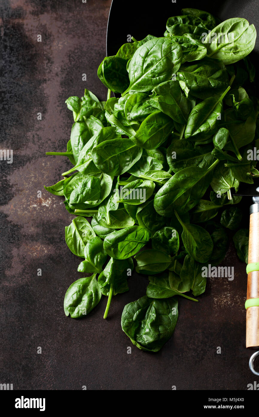 Elevated spinach hi-res stock photography and images - Alamy