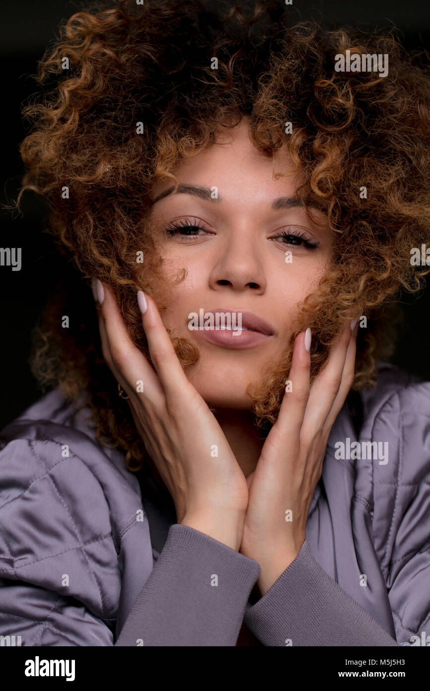 Ringlets Stock Photos & Ringlets Stock Images - Alamy