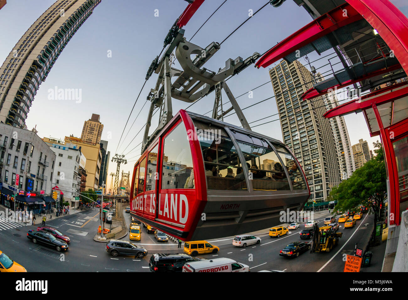 Roosevelt Island Tramway Manhattan New High Resolution Stock ...