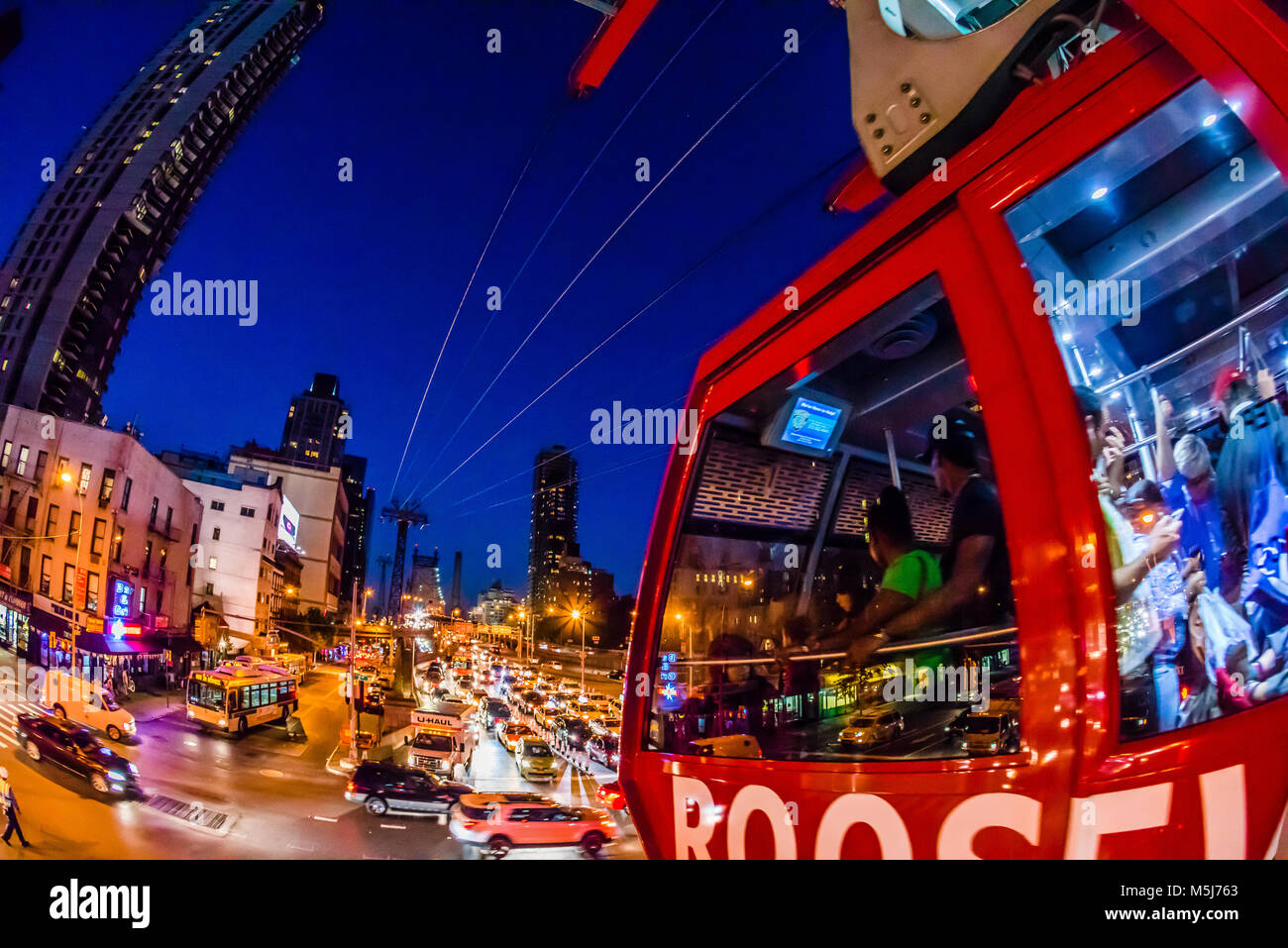 Roosevelt Island Tramway Manhattan New York, New York, USA Stock Photo ...