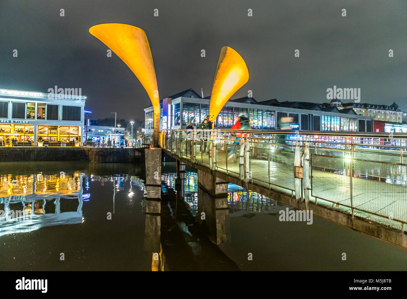 Pero's Bridge, a pedestrian bascule bridge, harbourside, Bristol UK ...