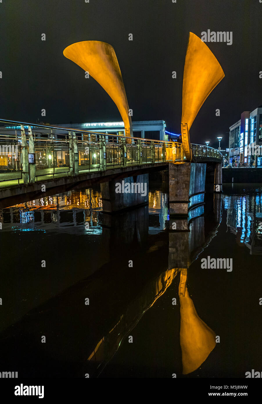 Pero's Bridge, a pedestrian bascule bridge, harbourside, Bristol UK ...