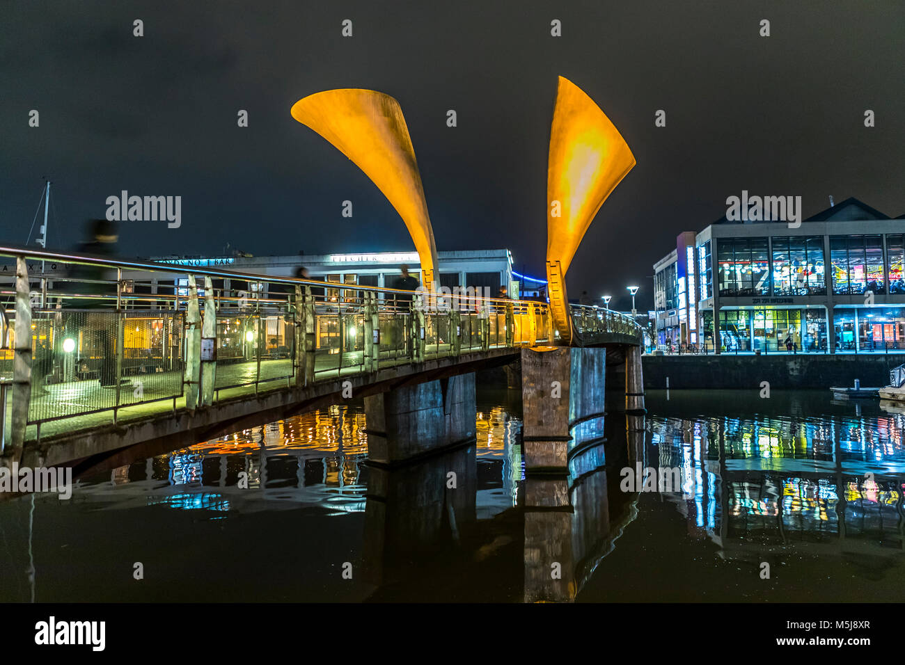 Pero's Bridge, a pedestrian bascule bridge, harbourside, Bristol UK ...