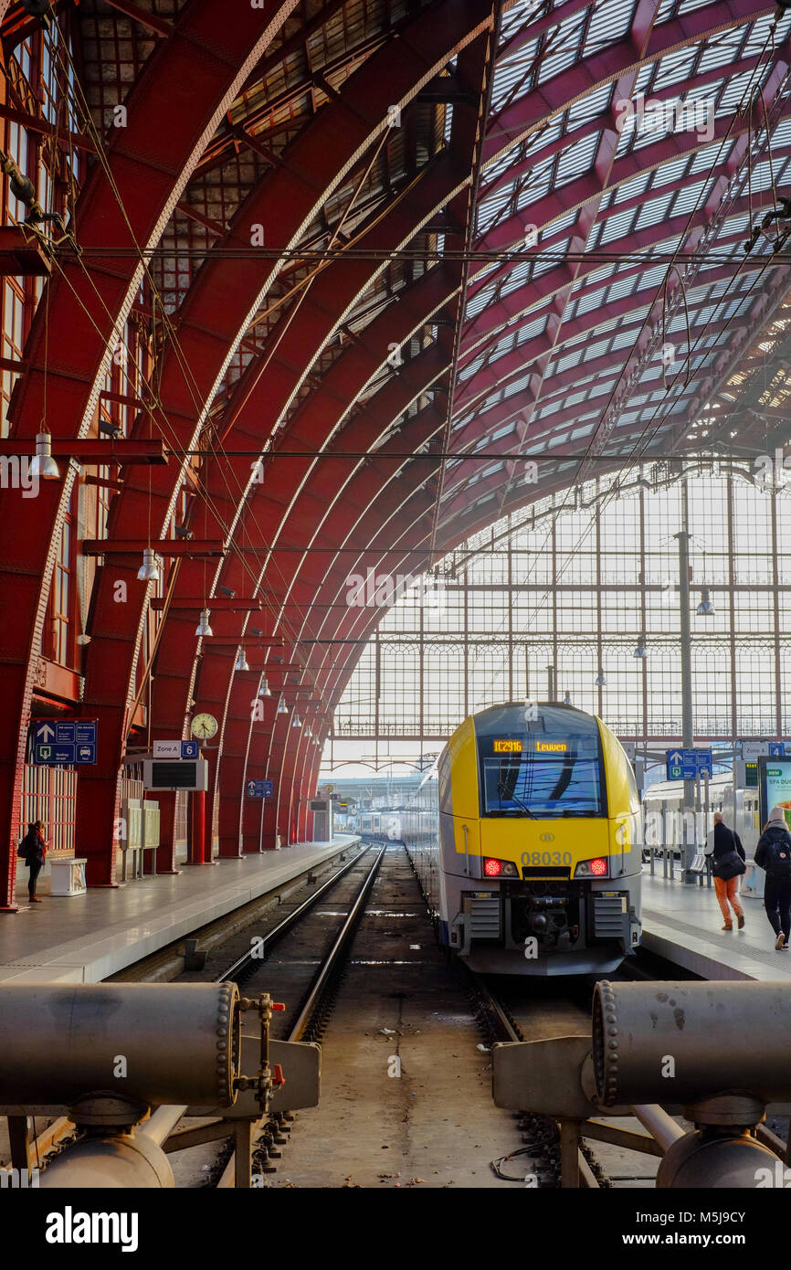 Editorial picture of people travelling by train in the Antwerp Central ... Editorial picture of people travelling by train in the Antwerp Central ...