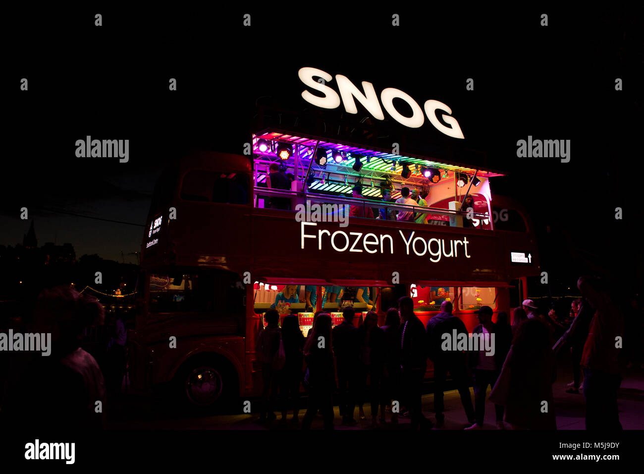 Snog Stock Photos & Snog Stock Images - Alamy