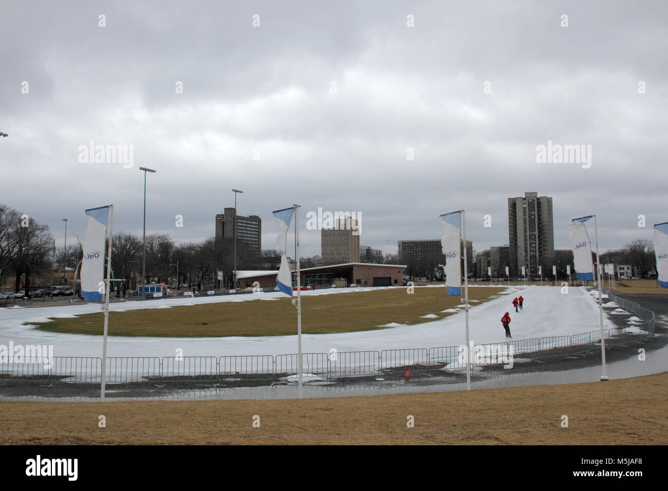 Emera oval hi-res stock photography and images - Alamy