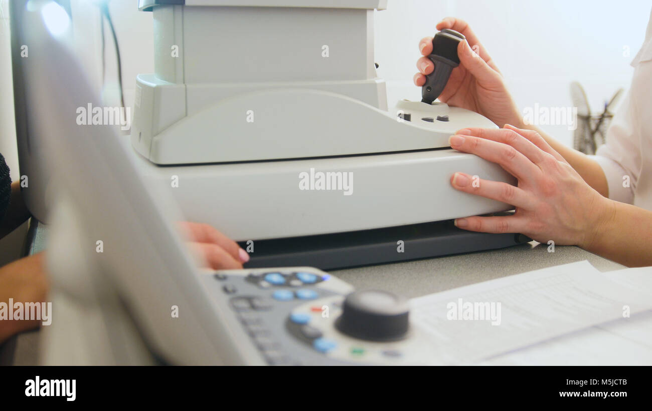 Glaucoma scan hi-res stock photography and images - Alamy