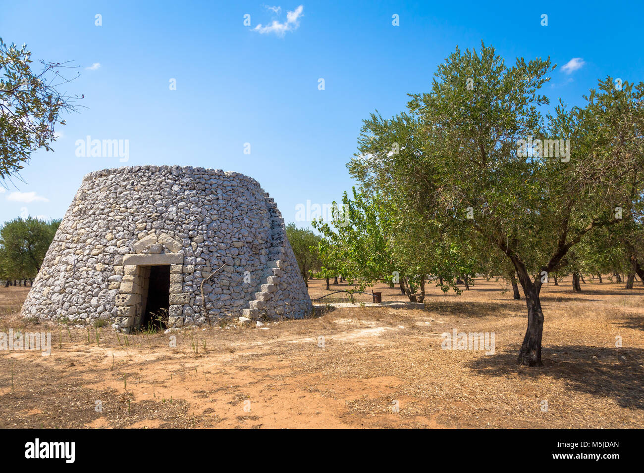 In Salento area, south of Italy, a traditional rural warehouse named ...
