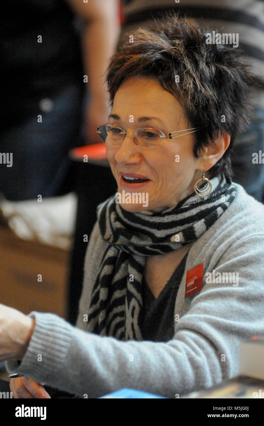 American Novelist Elizabeth George signs books at Quais du Polar ...