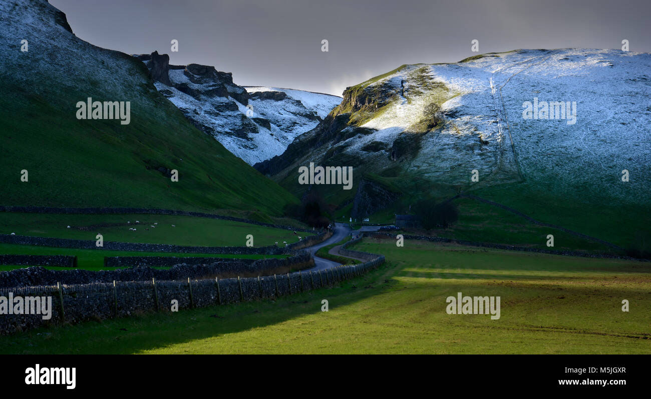 Winnats Pass Snow Road High Resolution Stock Photography and Images - Alamy