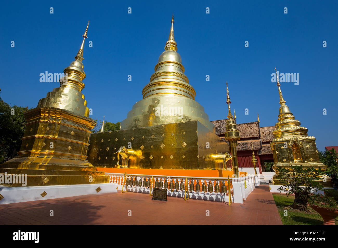 Wat Phra Singh Temple, Chiang Mai, Thailand Stock Photo - Alamy