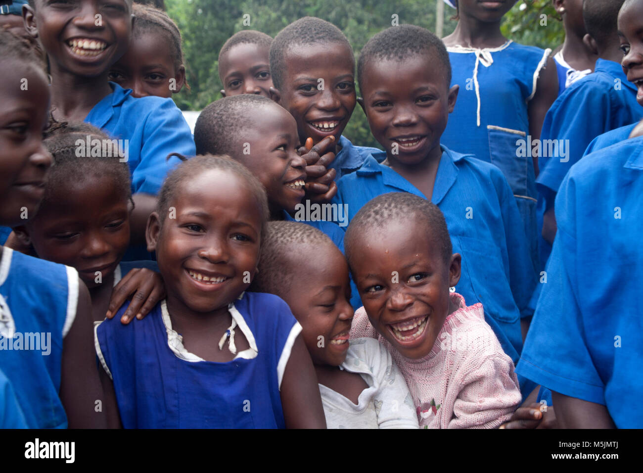 African pupils wearing uniforms hi-res stock photography and images - Alamy