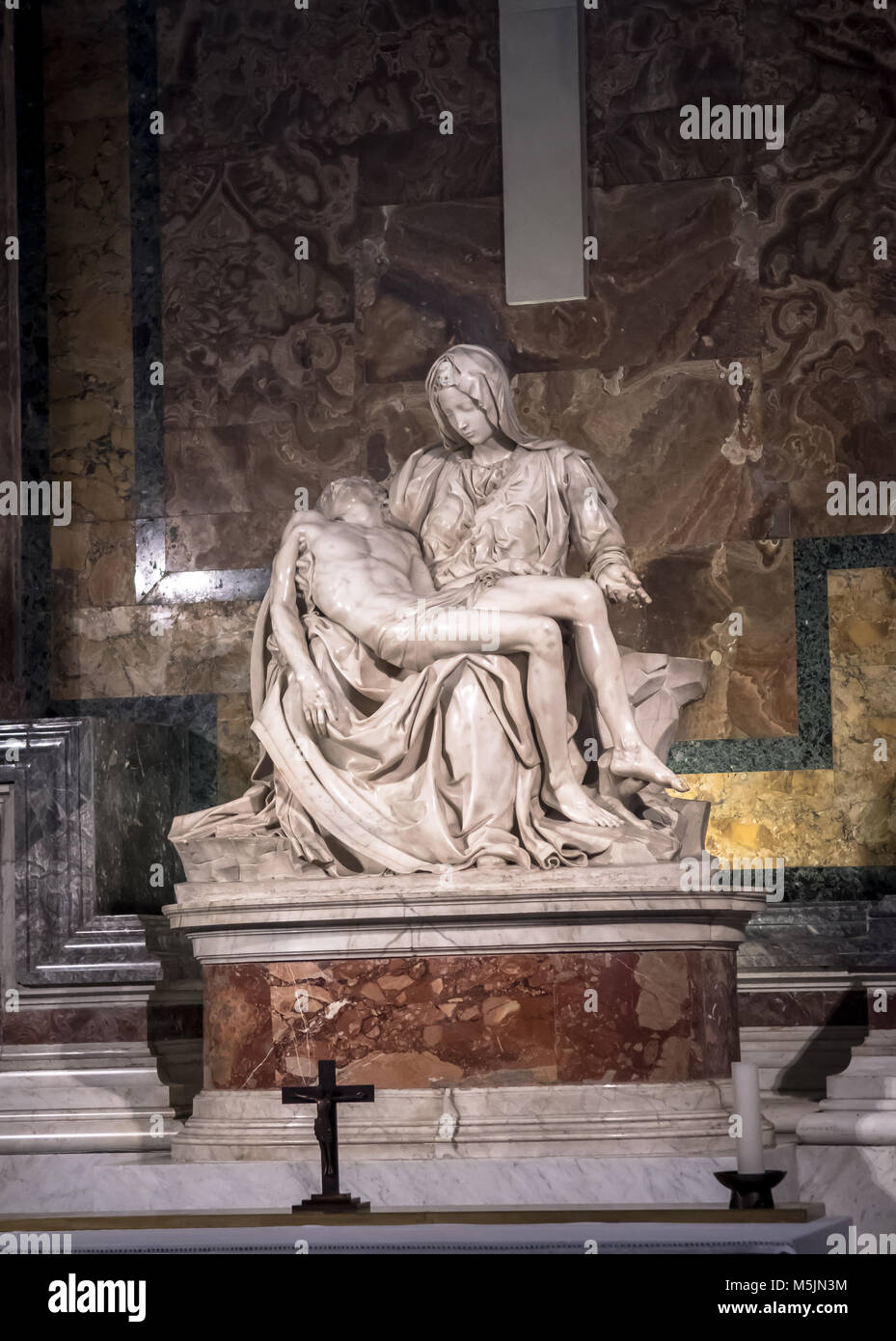 The pieta by michelangelo in st peters basilica in rome hi-res stock ...
