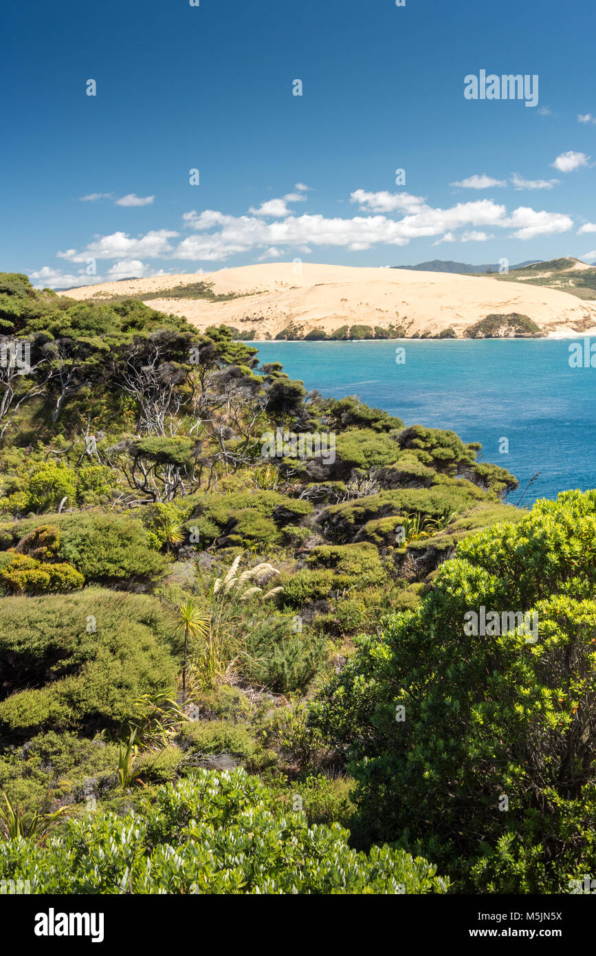 Uru island hi-res stock photography and images - Alamy
