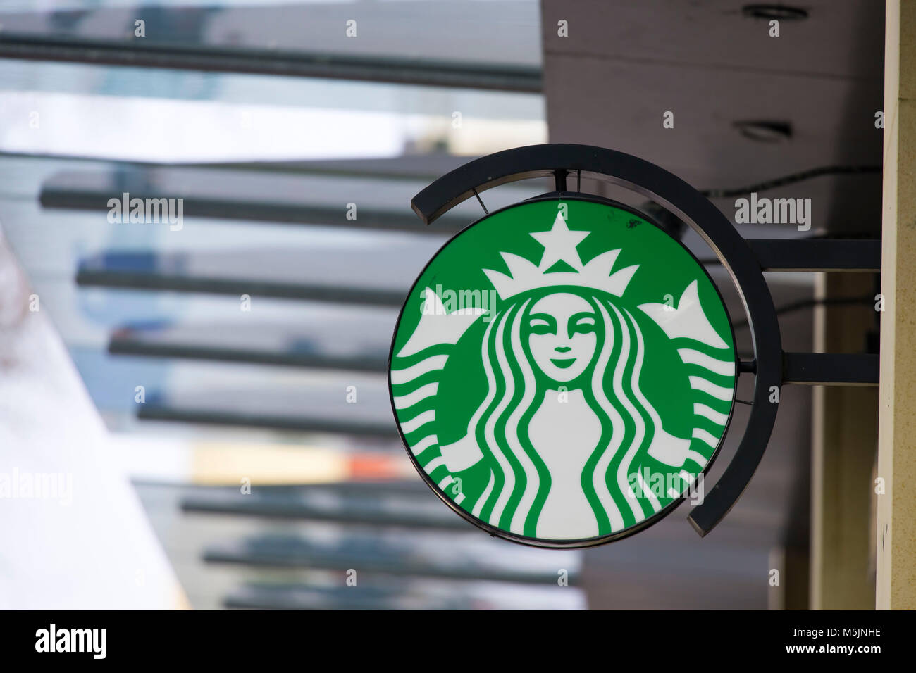 starbucks coffee shop sign logo Stock Photo - Alamy
