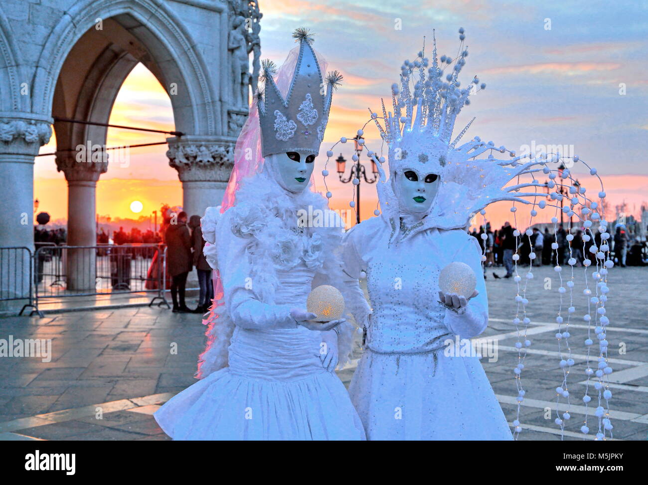 Venice carnival sun costume hi-res stock photography and images - Alamy