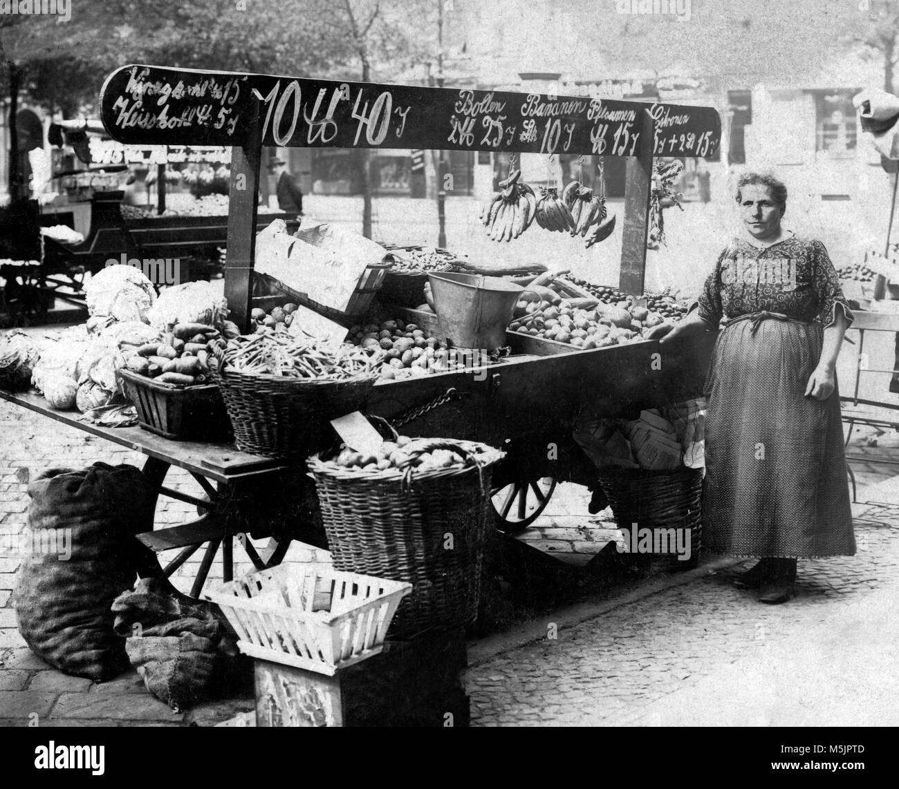 Market stall Black and White Stock Photos & Images - Alamy