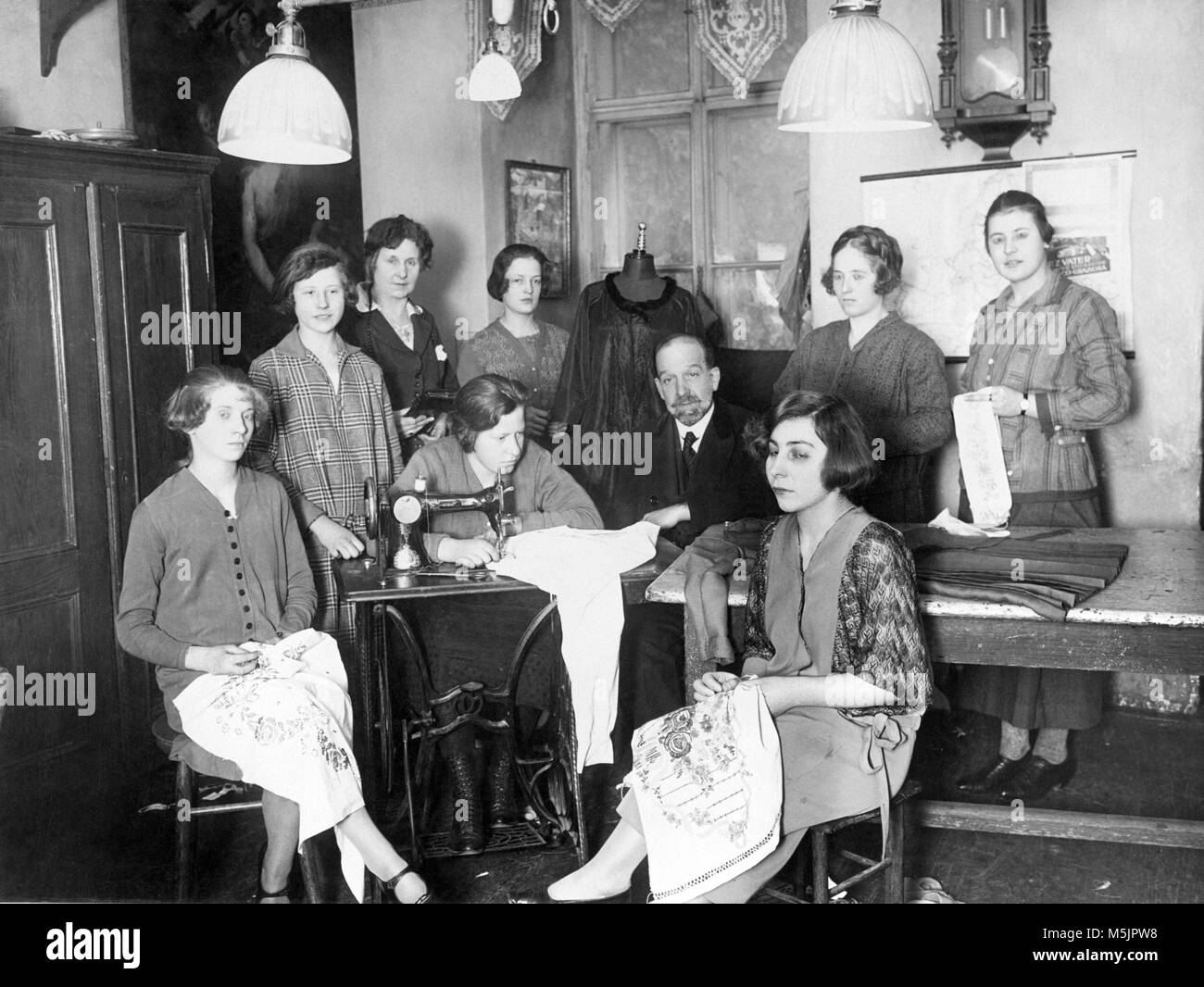 Apprenticeship as tailor,seamstresses 1920s,Germany Stock Photo - Alamy
