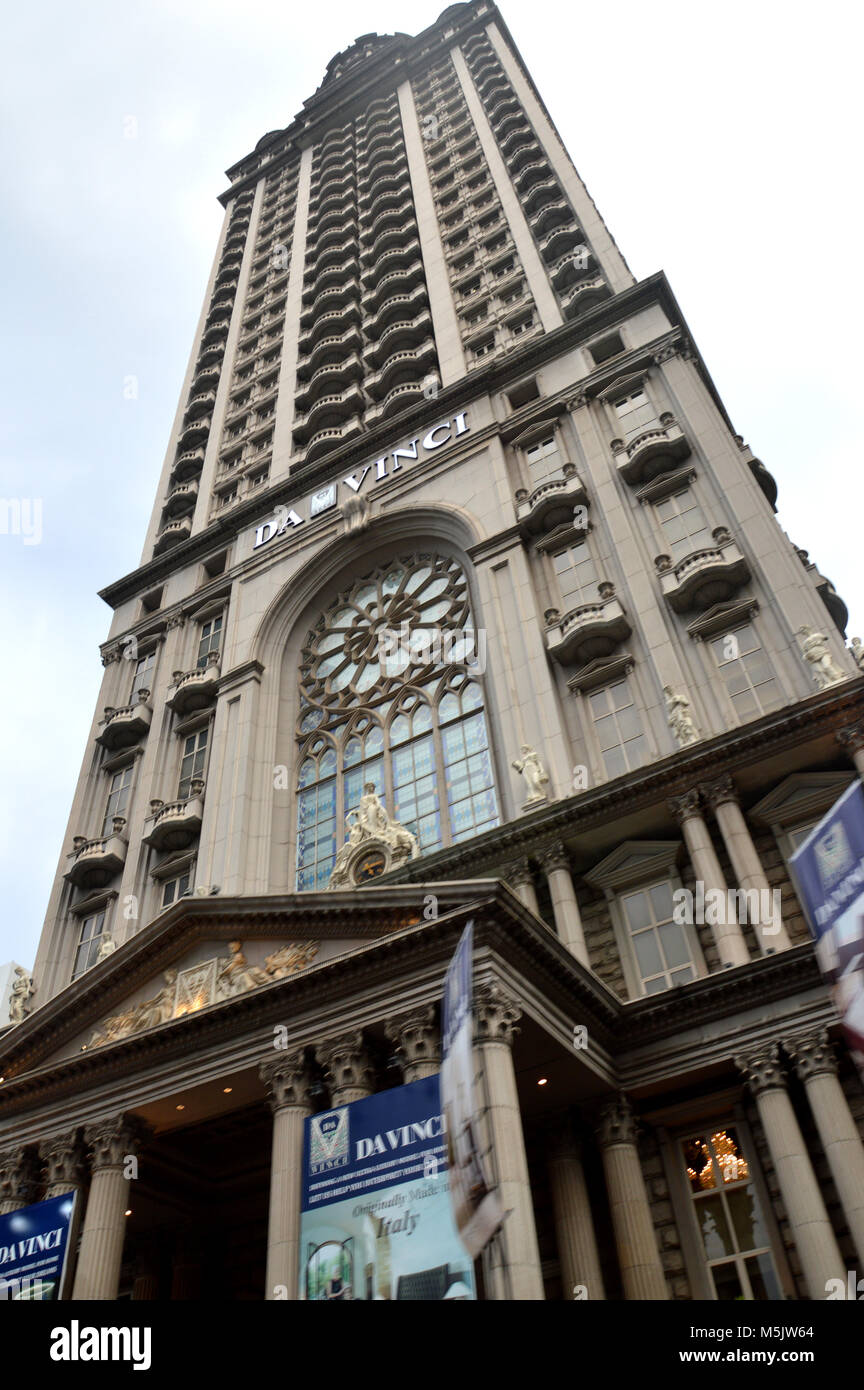 High rise office building in jakarta hi-res stock photography and ...