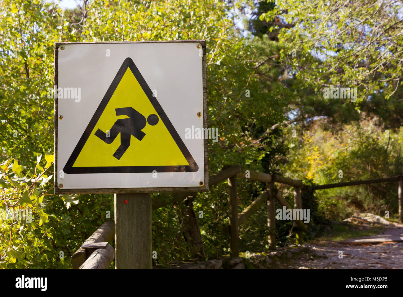 Yellow danger sign hi-res stock photography and images - Alamy