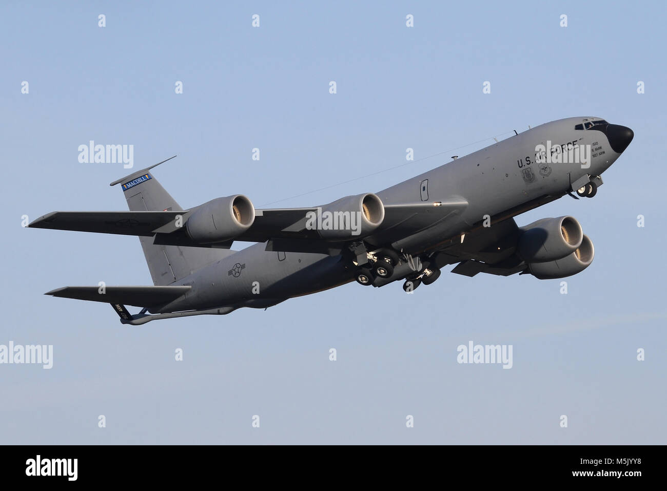 Transiting KC-135T from the MacDill based 6th AMW climbing out of RAF ...