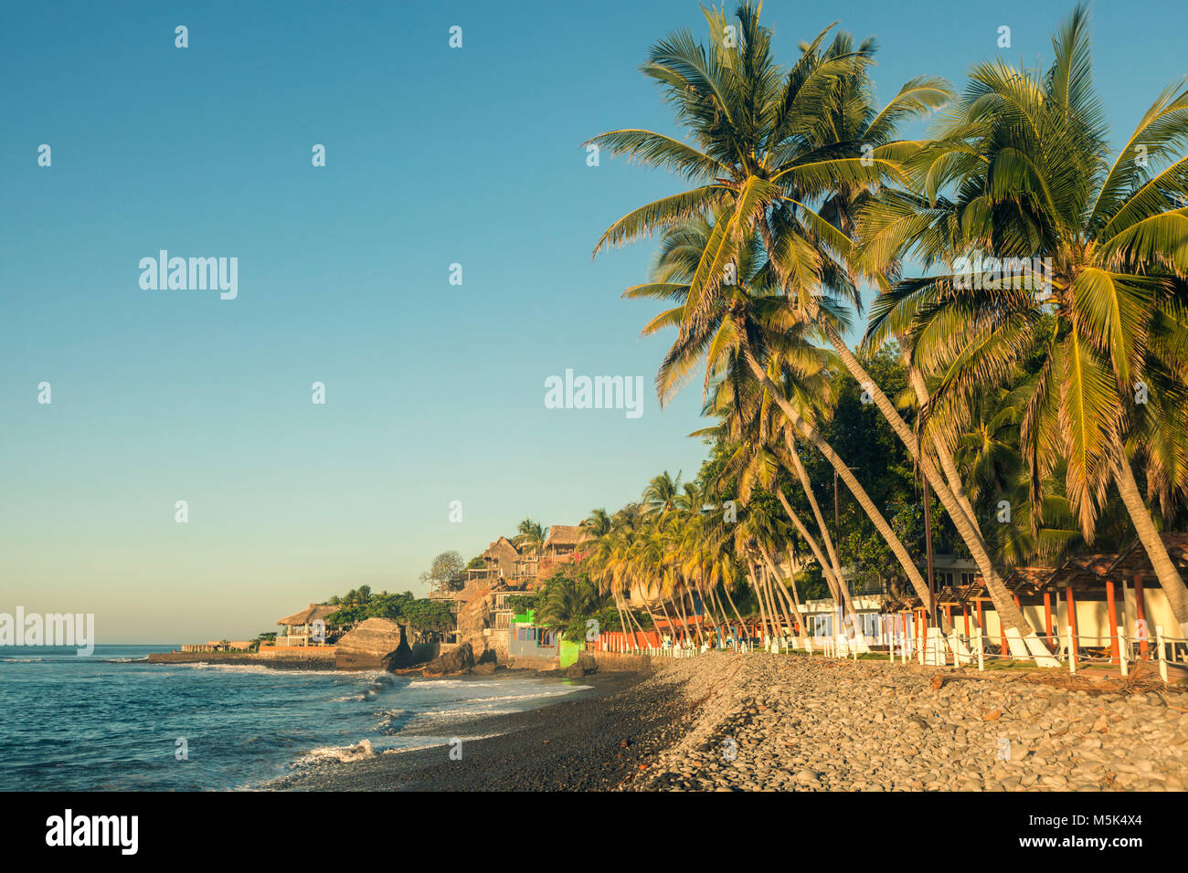El Tunco Beach in Salvador. El Tunco, El Salvador Stock Photo - Alamy