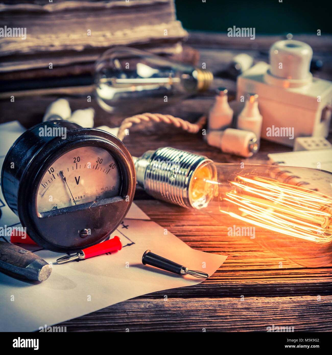 Diagram, Edison light bulb and electrical components in classroom Stock ...