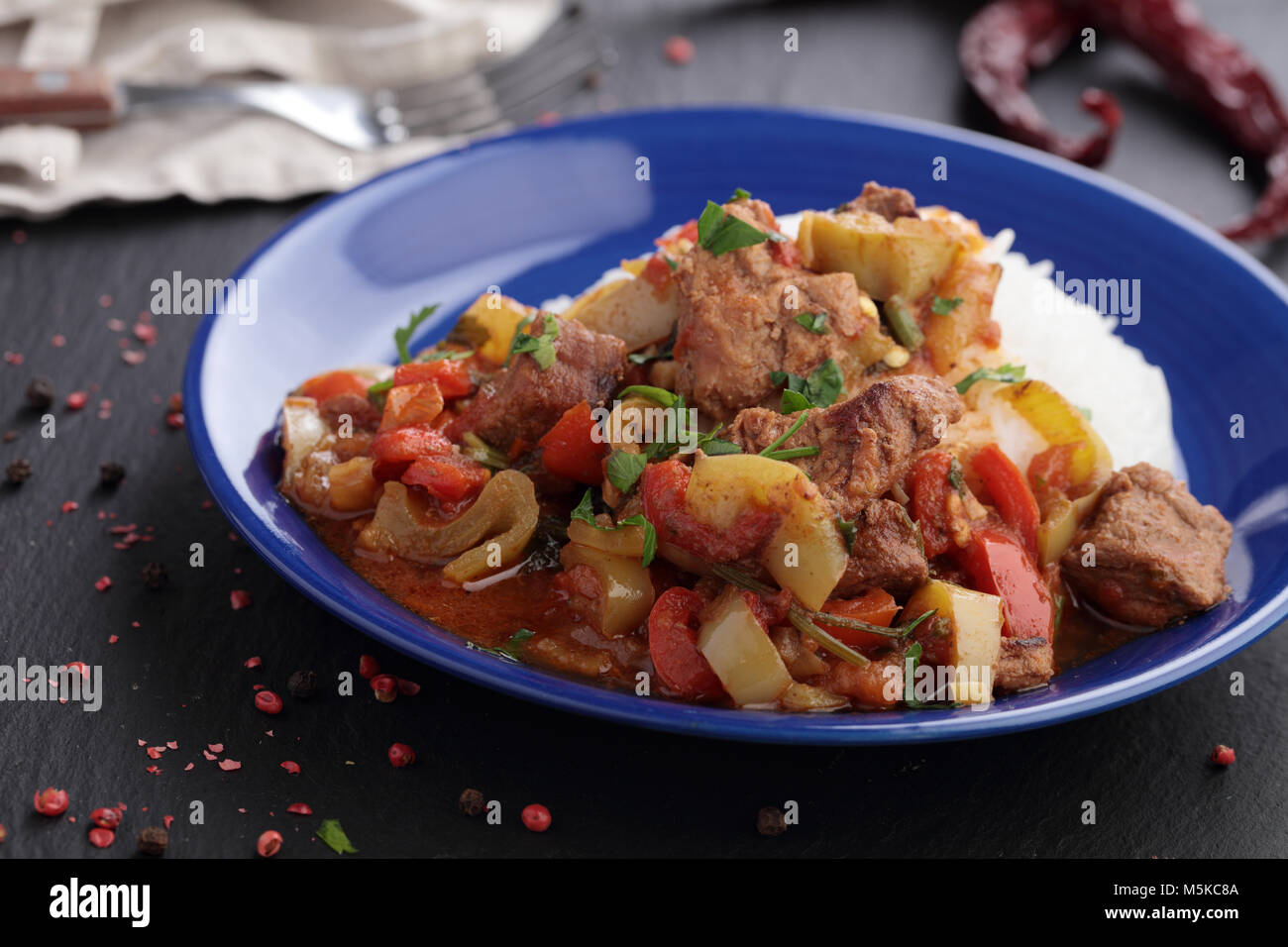 Beef kebabs hi-res stock photography and images - Alamy