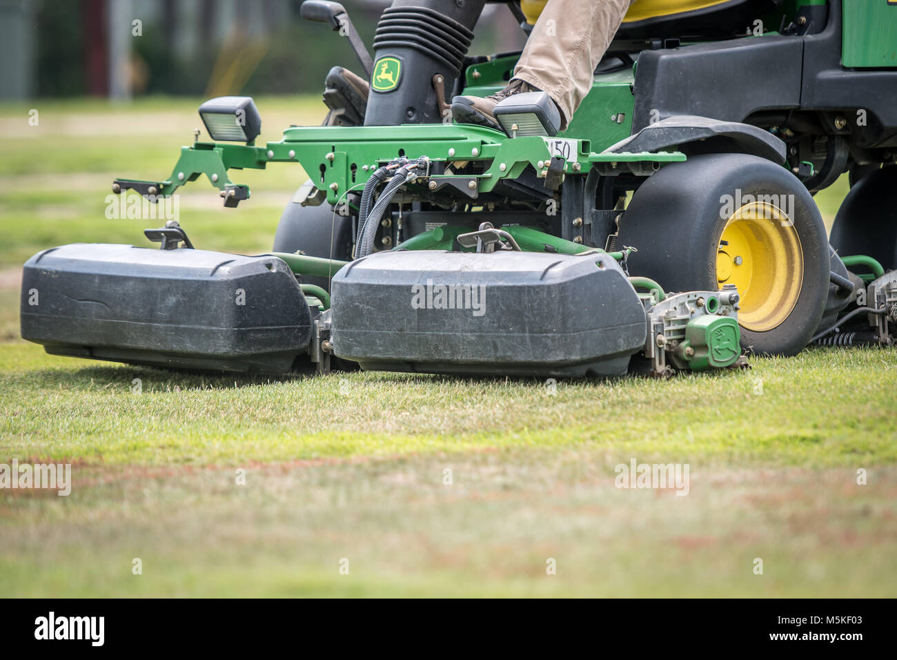 Turf cutter hi-res stock photography and images - Alamy