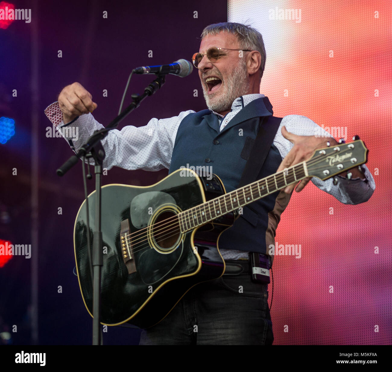 Steve harley cockney rebel 2017 hi-res stock photography and images - Alamy