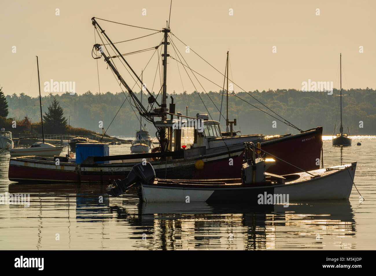 Round pond maine hi-res stock photography and images - Alamy