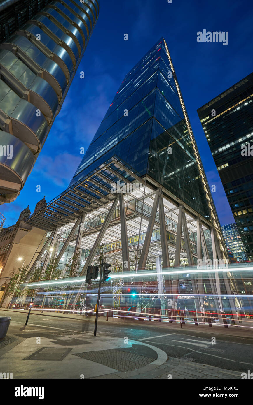 Glass building londo hi-res stock photography and images - Alamy