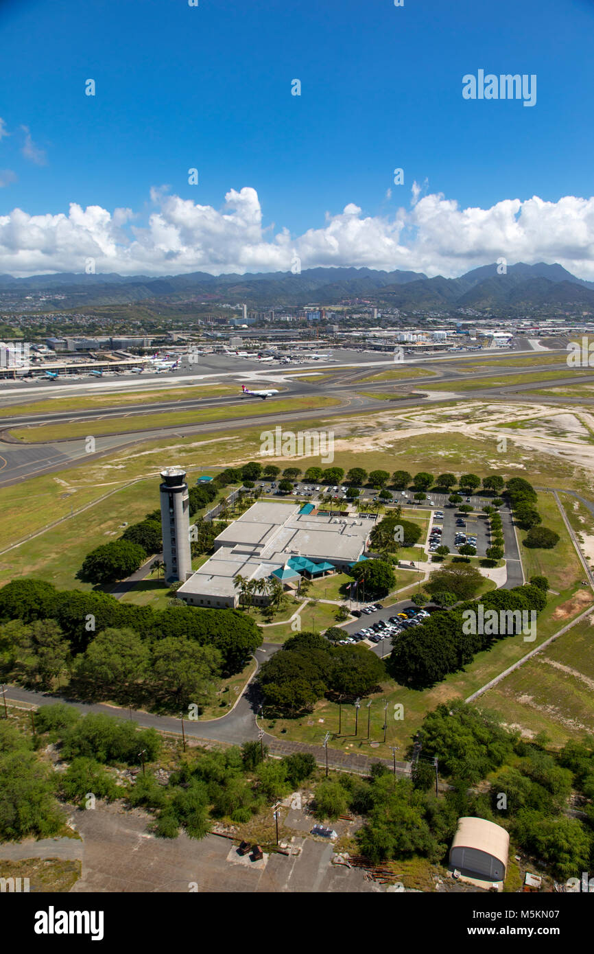 Control Tower, Airport, Honolulu, Oahu, Hawaii Stock Photo - Alamy