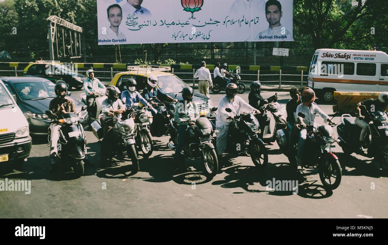 Traffic during rush hour in Mumbai, India Stock Photo - Alamy