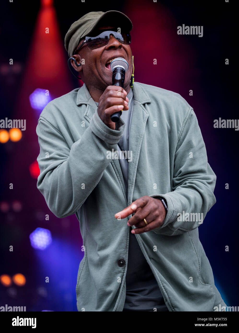 The real thing band 1970s hi-res stock photography and images - Alamy