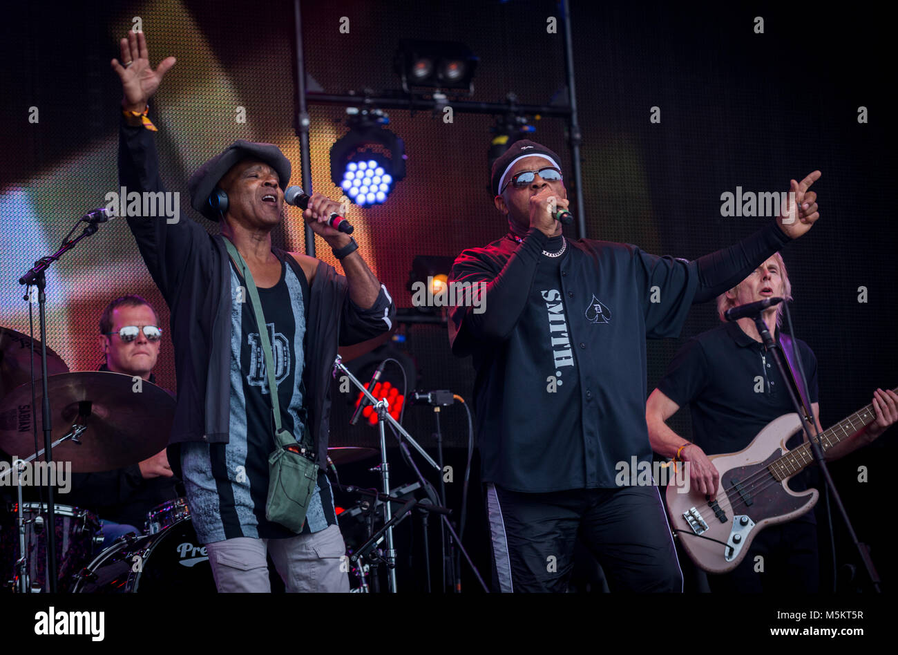 The real thing band 1970s hi-res stock photography and images - Alamy
