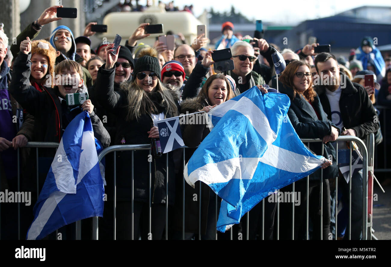 Scotland fans wait for the team bus to arrive during the RBS Six ...
