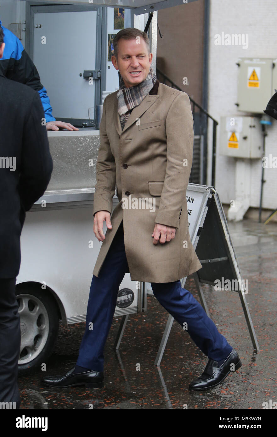 Jeremy kyle outside itv studios featuring hi-res stock photography and ...