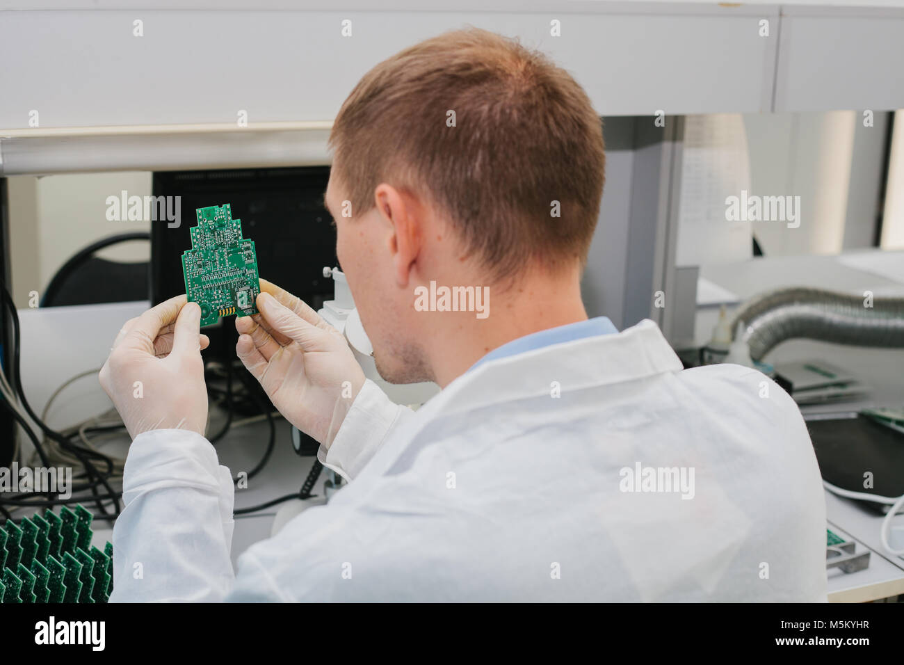 Pcb inspection microscope hi-res stock photography and images - Alamy